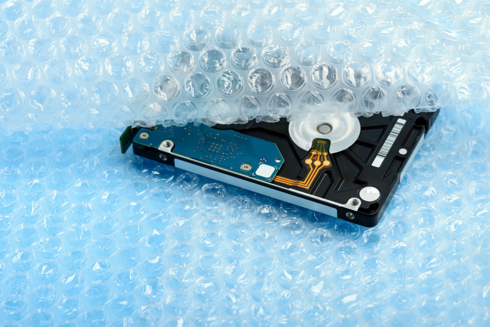Hard disk in bubble wrap - Cortec Packaging
